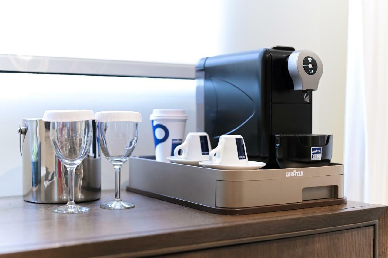 SHORE CLUB SOUTH BEACH HOTEL MIAMI BEACH